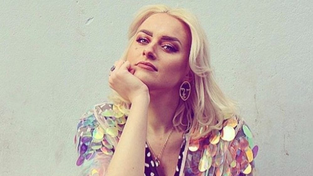 Amy Matthews | Live Comedy at The Glee Club